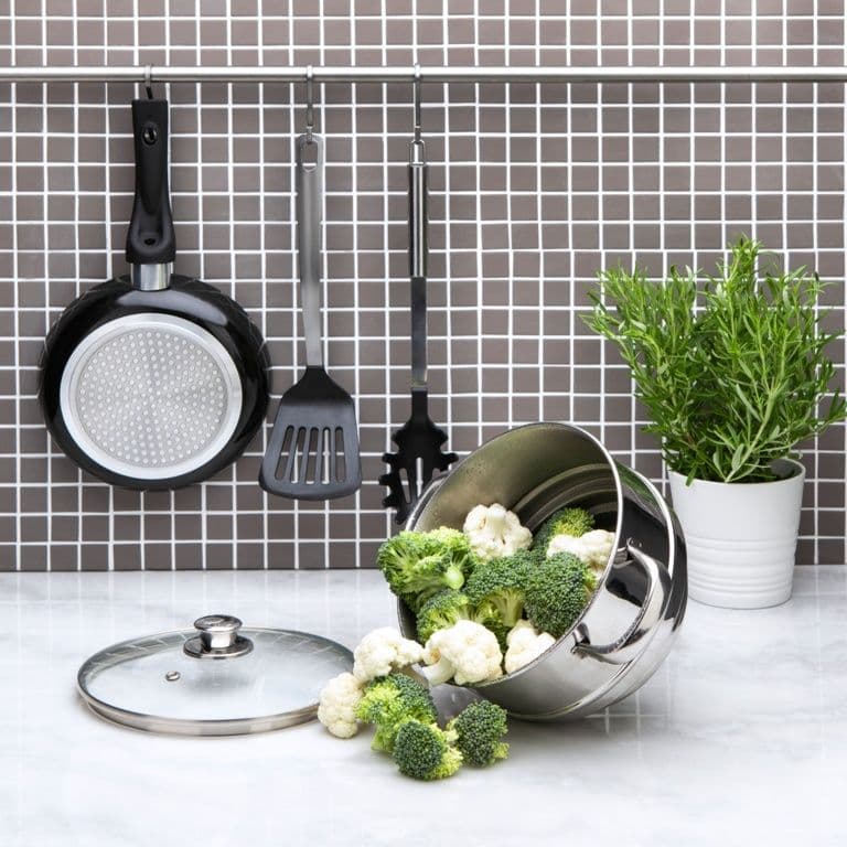 Pendeford Stainless Steel Collection Steamer - 20cm – Status Home Care