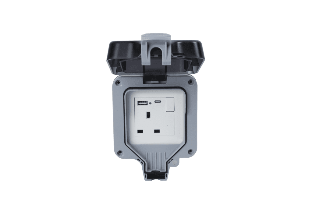 Securlec Single Outdoor Weatherproof Switched 1 Gang Socket With USB-A ...